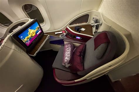 Review Qatar Airways Business Class 777 300er Frugal Flyer