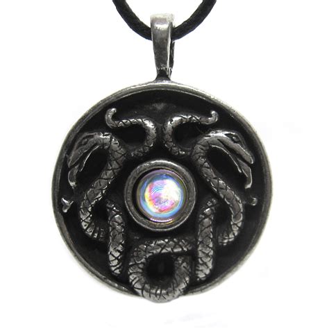 Nathair Ag Ithe Nathair