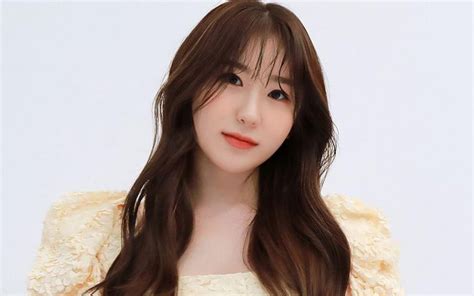 Lee Chae Yeon Reveals Teaser Release Dates For Her Comeback With The Rd Mini Album Showdown