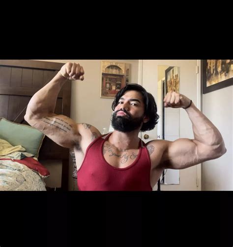 Double Bicep Flexing Nudes MaleArmpits NUDE PICS ORG