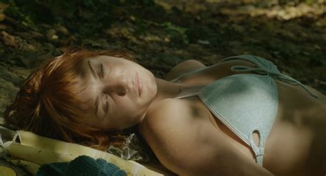 Nude Video Celebs Laetitia Clement Nude Luna 2018