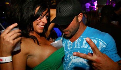 Girls Let Loose And Party Hard Pics Izispicy Com