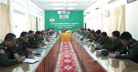 មេបញ្ជាការតំបន់ប្រតិបត្តិការសឹករងកំពង់ធំ អញ្ជើញចូលរួមក្នុងកិច្ចប្រជុំ