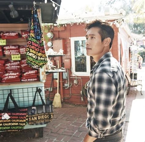 Pin Oleh Beril Aydin Di Lee Byunghun