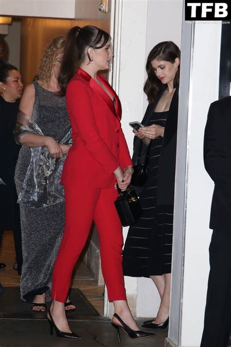 Braless Alexandra Daddario Leaves The Giorgio Armani Oscars Pre Party Photos Onlyfans