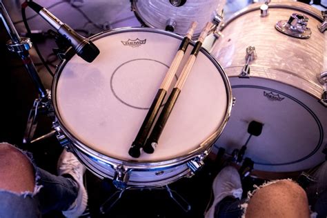 Fakta Mengenai Alat Musik Drum Seru Saat Dimainkan