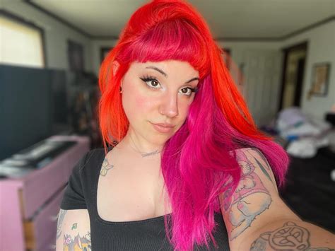 Steph McCaughan Chibi Steph On Threads Steph McCaughan Chibi Steph On Threads