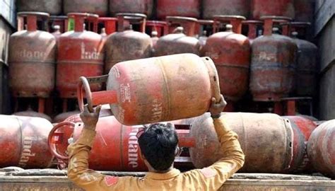 Ogra Hikes Lpg Prices By Rs24kg