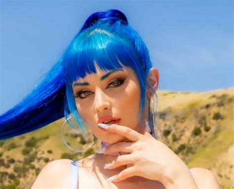 Jewelz Blu Bio Age Facial Pics Height Wiki Net Worth