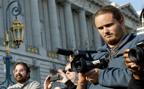 Suspect In Pelosi Home Attack From Pro Nudity Activist To Qanon Conspiracy Theorist The Times