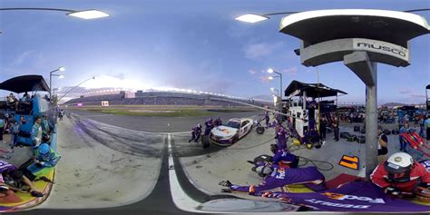 Las Vegas 360 Denny Hamlin Pit Stop Official Site Of Nascar