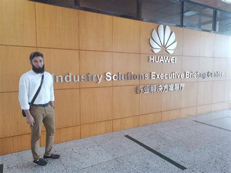 Hassan Farooq Pmp® Cism® Nse7® Ceh® Chfi® Ccnp® Hcie On