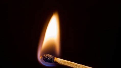 7 Arti Mimpi Melihat Api Melihat Api Kecil Hingga Melihat Api Unggun Ada Pertanda Apa