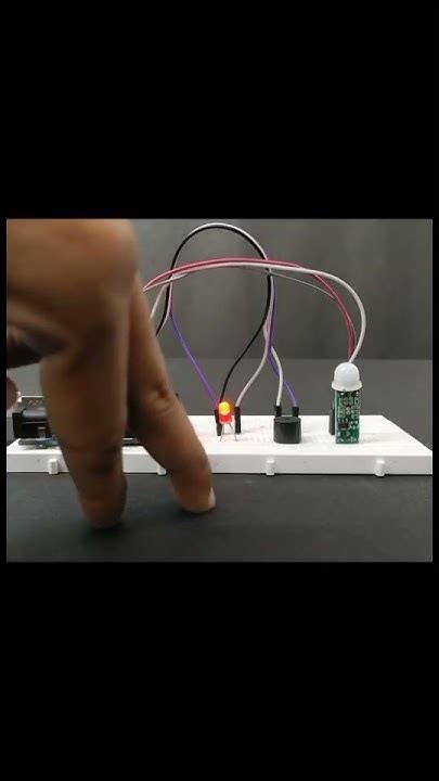 Arduino Experiment With Tiny Pir Motion Sensor Experiment Shorts