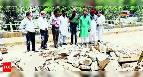 Bhandari Former Mla Seeks Vigilance Probe In Road Construction