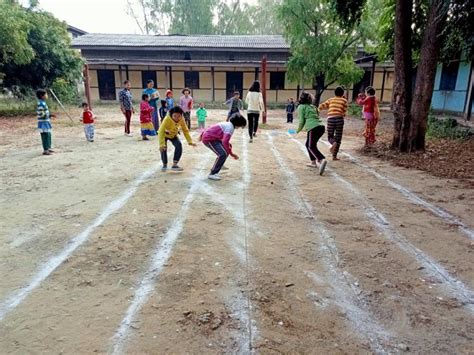 ခင်ဦးမြို့၌ ၇၄ နှစ်မြောက်လွတ်လပ်ရေးနေ့ အကြို အထိမ်းအမှတ် ပျော်ပွဲရွှင်ပွဲအားကစားပြိုင်ပွဲများ