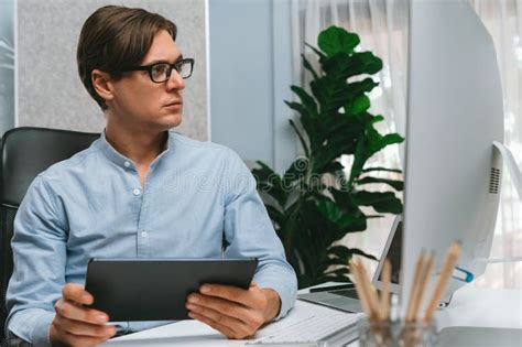 It Developer Selecting By Point On Coding Online Software Pecuniary