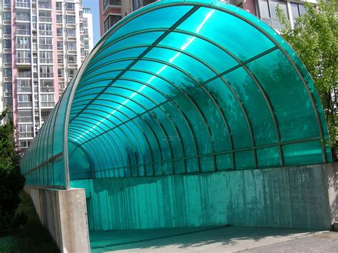 做顶棚采用耐力板的最佳厚度