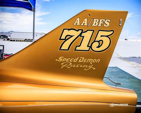 اسپید دیمن ؛ سریع ترین وسیله نقلیه پیشرانه پیستونی چرخدار جهان عکس