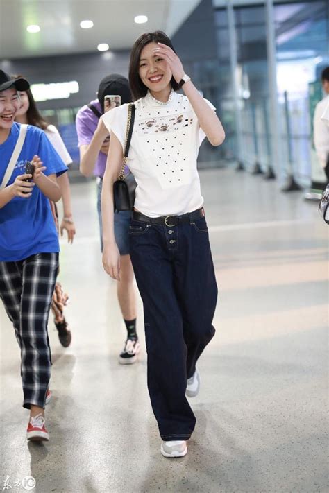 惠若琪機場偶遇劉雯 網友惠若琪的衣品需要提高氣質真不一樣 每日頭條