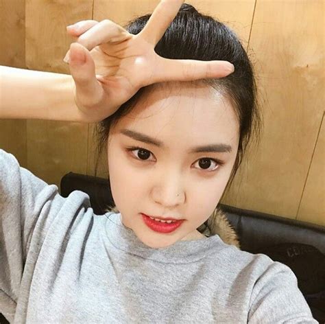 Pin On Apink ナウン