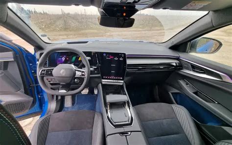 Тествахме най мощното Renault ᐉ Новини от Fakti Bg Авто ФАКТИ БГ