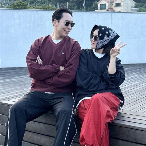 아이덴티크 아이덴티크 가을 30대 커플룩 남녀공용 브이넥 바스락 나일론 아노락 바람막이 맨투맨