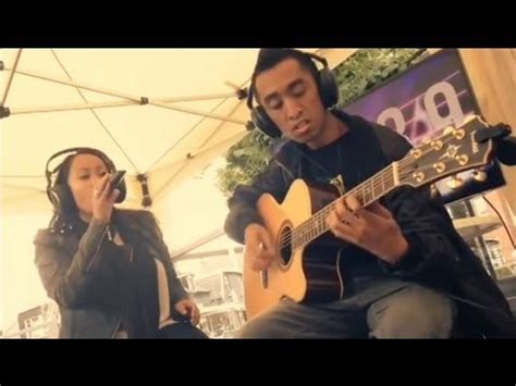 Treasure Bruno Mars Guitar Cover By Rachel Tuparia Youtube