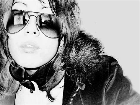 140 Glasses Wallpapers Hd Download Free Backgrounds