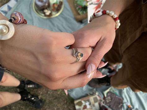 Hrt But For Non Binary Rnonbinary