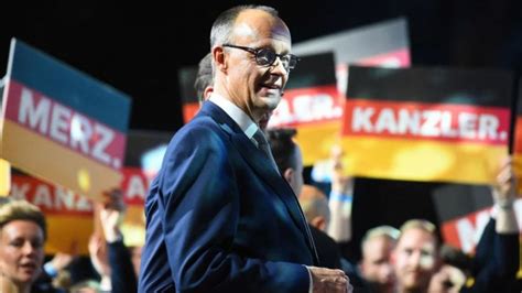 ფრიდრიხ მერცი გერმანიის კანცლერის თანამდებობას ოფიციალურად 6 მაისს