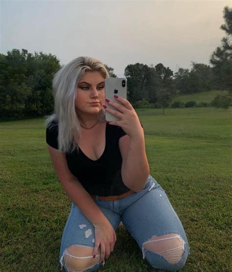 Outdoor Mirror Selfie 21f Rselfie