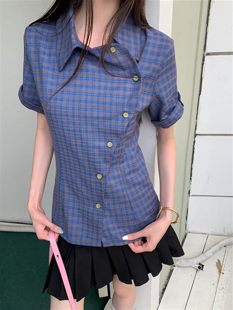쫀덕 사선 버튼 체크무늬 반팔 셔츠