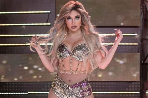 El Artista Del Año Claudia Serpa Llora Tras Obtener El Puntaje Más