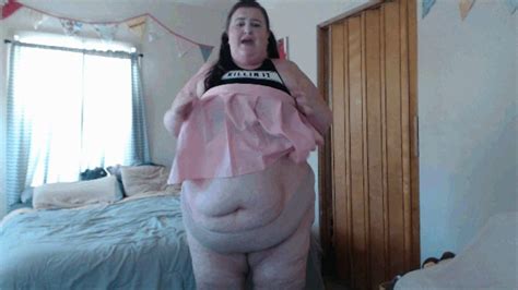 chubby cheerleader outgrows uniform summer marshmallow clips4sale