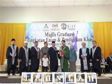 Smk Lundu Adakan Majlis Graduasi Tingkatan 6 And Pendidikan Khas 2023 Utusan Borneo Online