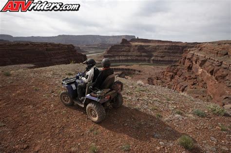 Polaris Touring Touring Action1 2009 Polaris Sportsman 550xp And 850xp Atv Photo Gallery