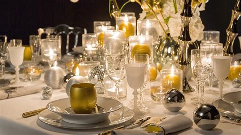 Une table de réveillon en or Diaporama Photo