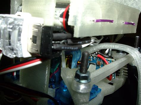 Hexapoduino Tiny Hexapod 3d Printed Arduino Controlled 8 Steps With Pictures Instructables