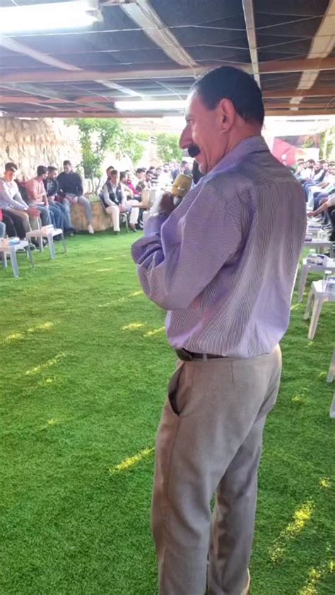 سَبِيلُ العُلا عَالٍ على مَن تَعَلَلا ومَن جَدٌ فِي سَعِي لأمرٍ تَمَكنا