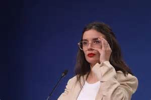 Ministra Vallejo Y Sanción De Ee Uu Chile No Toma Decisiones Bajo