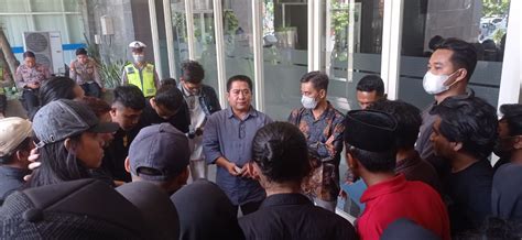 Demonstrasi Mahasiswa Uinsa Lpm Forma