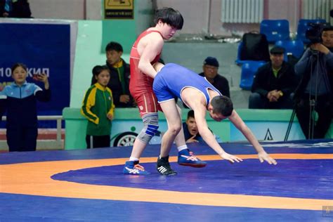 МУГТ Л Энхбаярын нэрэмжит Чөлөөт бөхийн U17 насны Улсын аварга шалгаруулах тэмцээн Увс аймаг