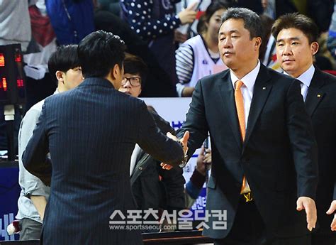 Ss포토 Kt 전창진 감독 유감독 우리는 내년에 다시 만나요 포토 기사 더팩트