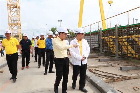 บริษัท ซิโน ไทย เอ็นจีเนียริ่ง แอนด์ คอนสตรัคชั่น จำกัด มหาชน นำโดย คุณวรัช กุศลมโนมัย รอง