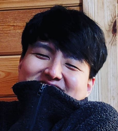 Hyewon Shins Instagram Twitter And Facebook On Idcrawl