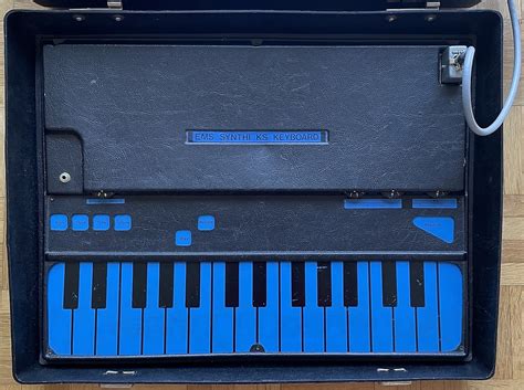 Matrixsynth Ems Synthi Aks Synthesizer Mods The Modular In A Spartanite Case Legend