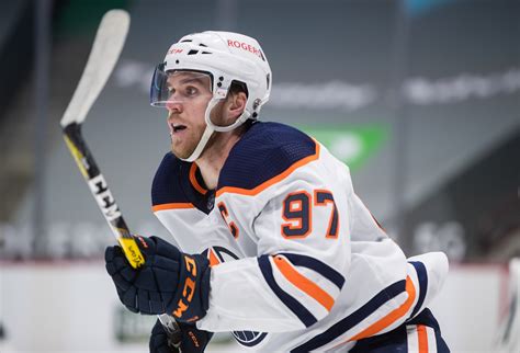 Mcdavid Becomes 2nd Player To Unanimously Win Hart Trophy Cbc Sports