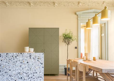 Note Design Studio Celebrates Pastel Tones In Revamped Apartment