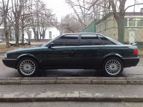 Покрасил в темно зеленный — Audi 80 B4 2 2 л 1992 года тюнинг